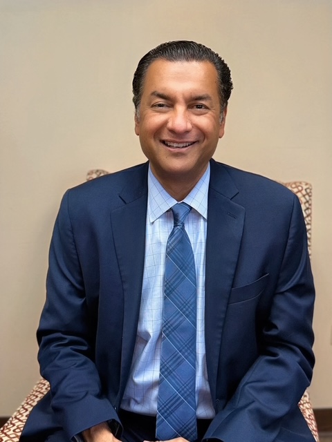 Dr. N.M. Khan | Internal Medicine & Chronic Care in Illinois
